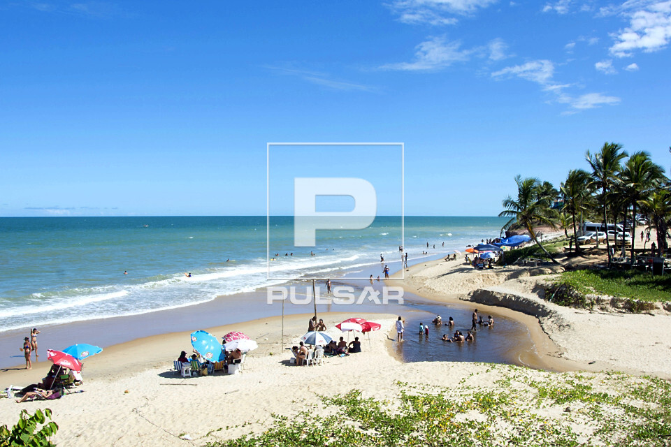 Praia Costa Dourada - Costa das Baleias | Pulsar Imagens | Banco ...