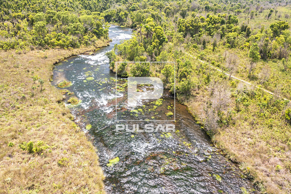 Vista de drone do Rio Formoso - Parque Nacional das Emas | Pulsar ...