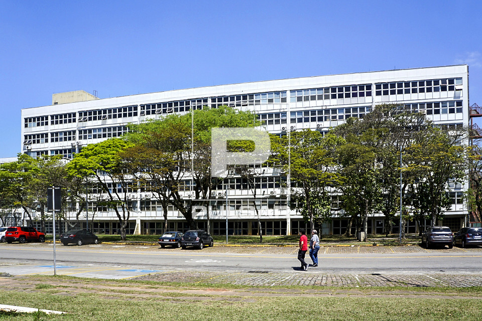Fachada da Prefeitura do campus da USP Universidade de São Paulo ...