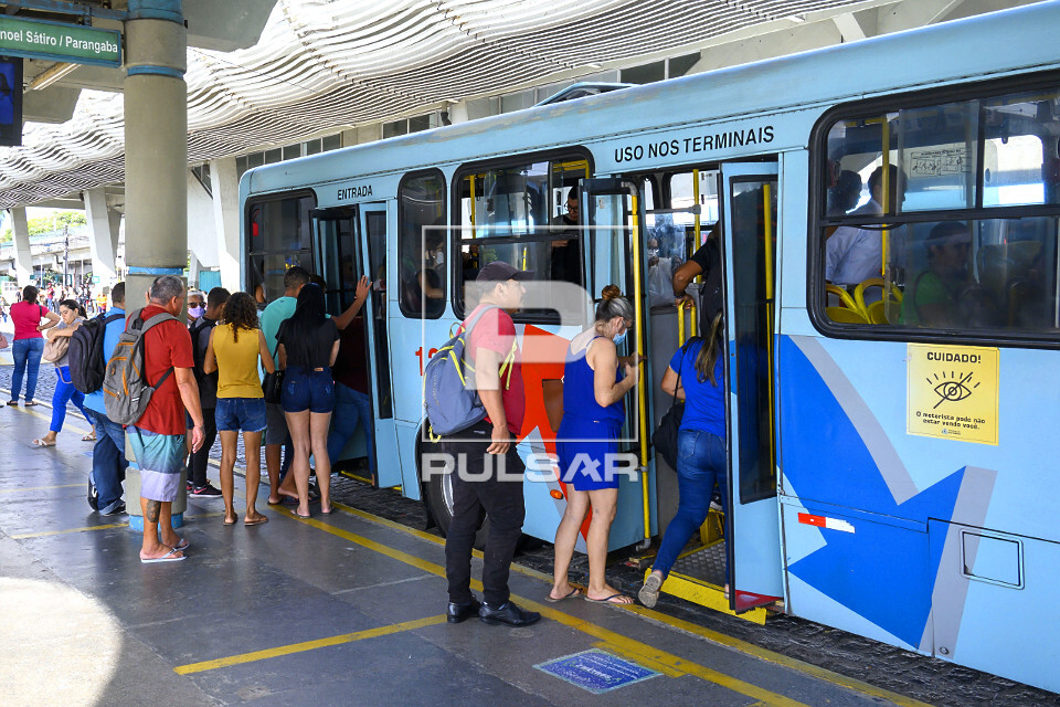 Terminal intermodal de integração entre a linha sul do metrô e o ...