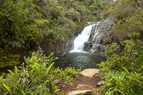 Cachoeira da Farofa - Parque Nacional do Caparaó | Pulsar Imagens ...